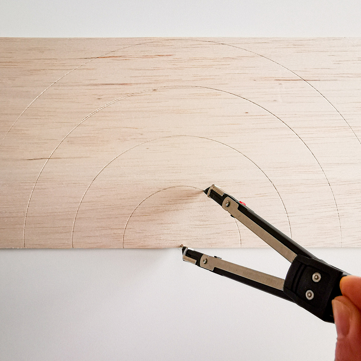 DIY - Mobile arc-en-ciel - L'An Vert du Décor