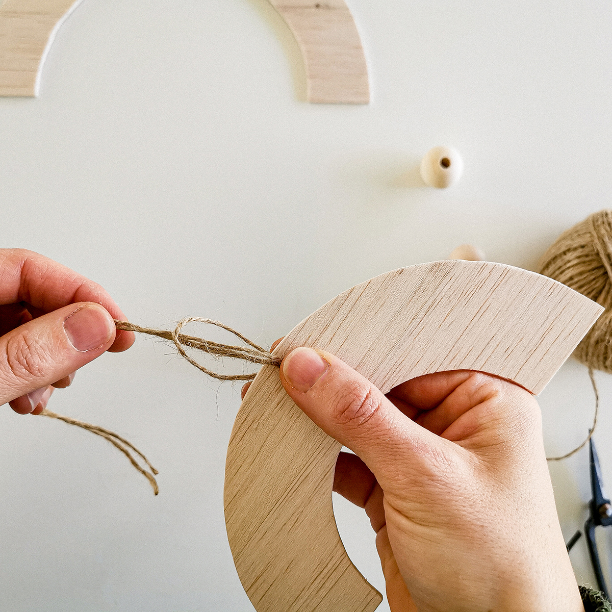 DIY - Mobile arc-en-ciel - L'An Vert du Décor