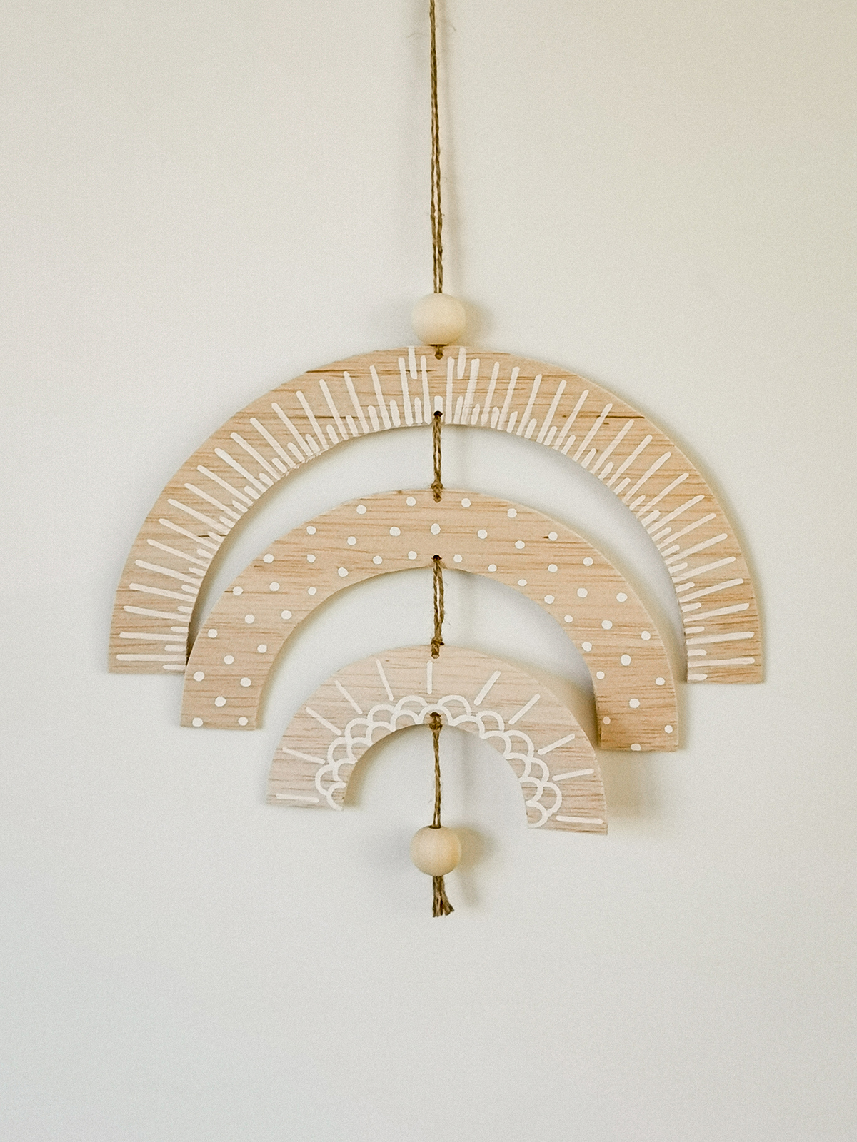 DIY - Mobile arc-en-ciel - L'An Vert du Décor